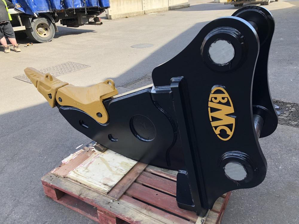40 Ton Ripper Hook Any Machine / Model - The Bucket Manufacturing Company