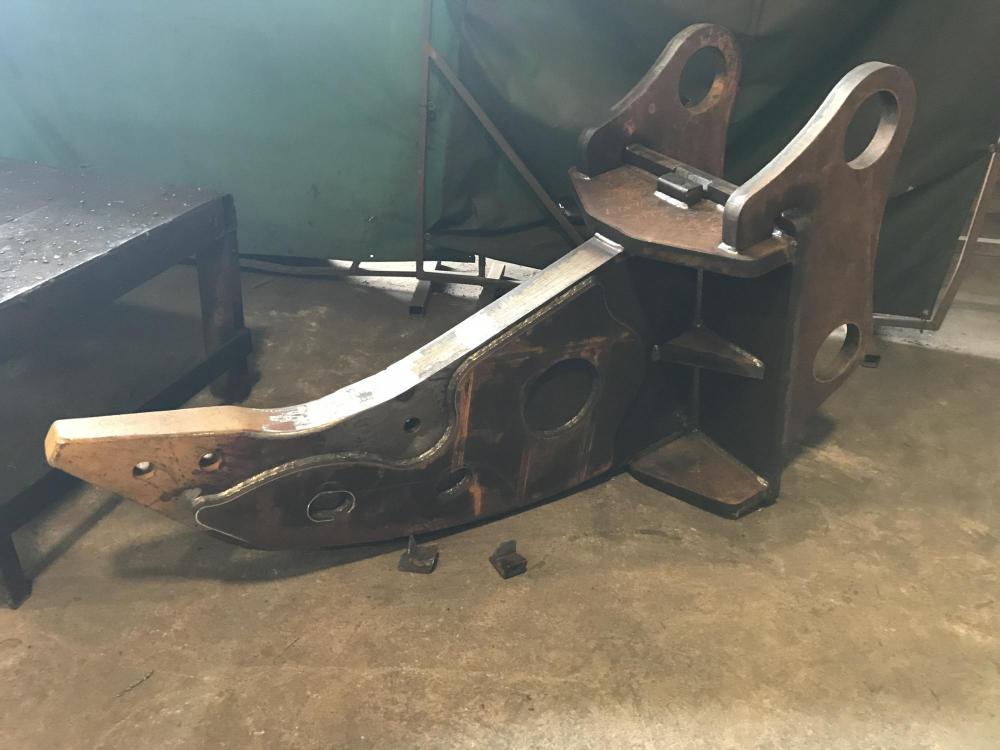 40 Ton Ripper Hook Any Machine / Model - The Bucket Manufacturing Company