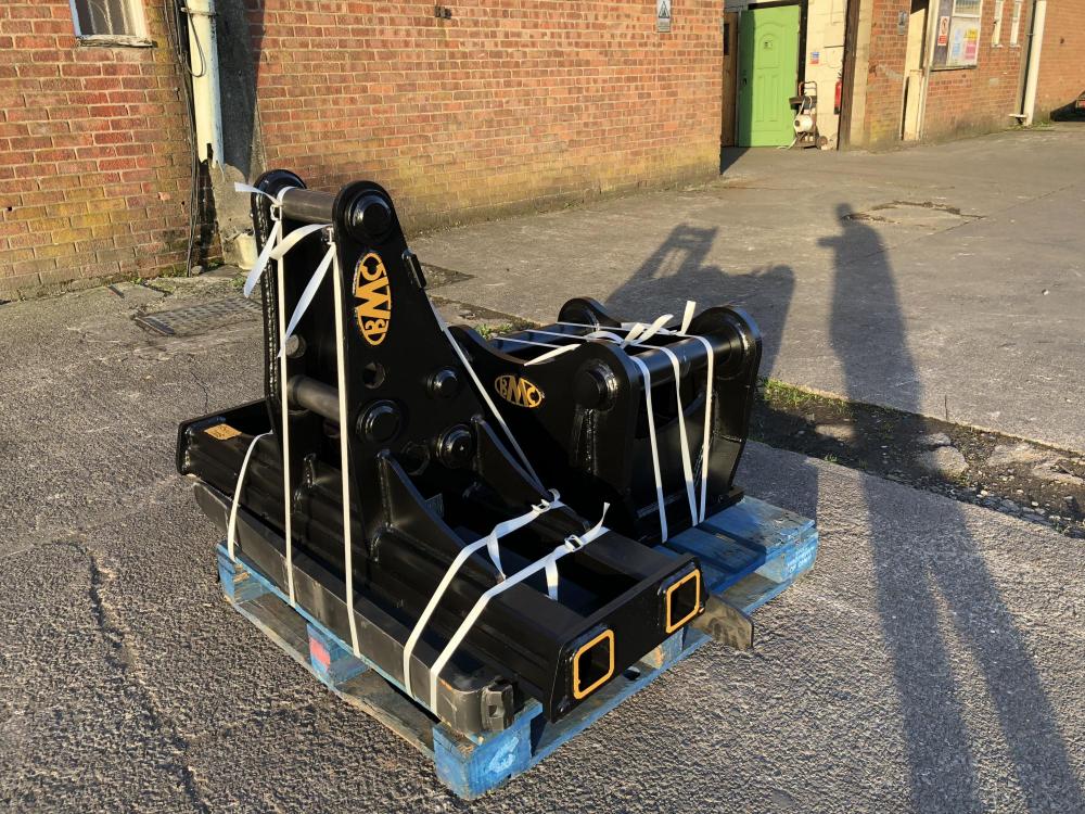 Floating Tine Pallet Fork Any Machine / Model - The Bucket ...