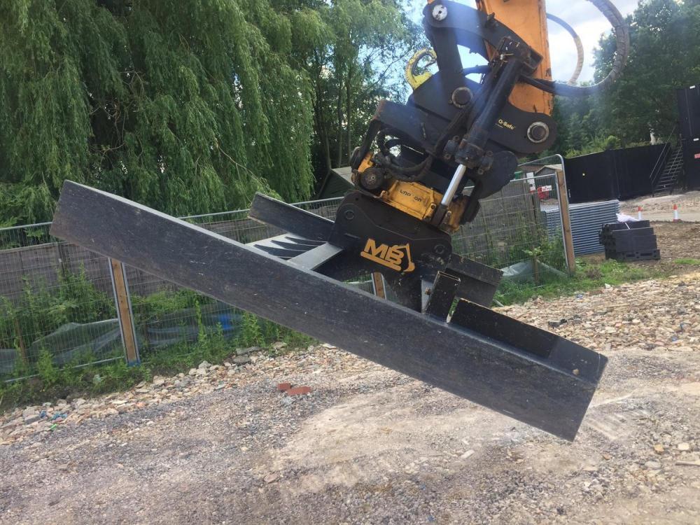 14-18 Ton Grading Beam Scandinavian Set Up - The Bucket Manufacturing ...