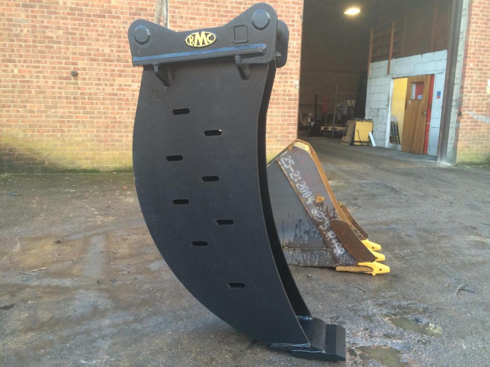 Narrow Profile Any Machine / Model - The Bucket Manufacturing Company