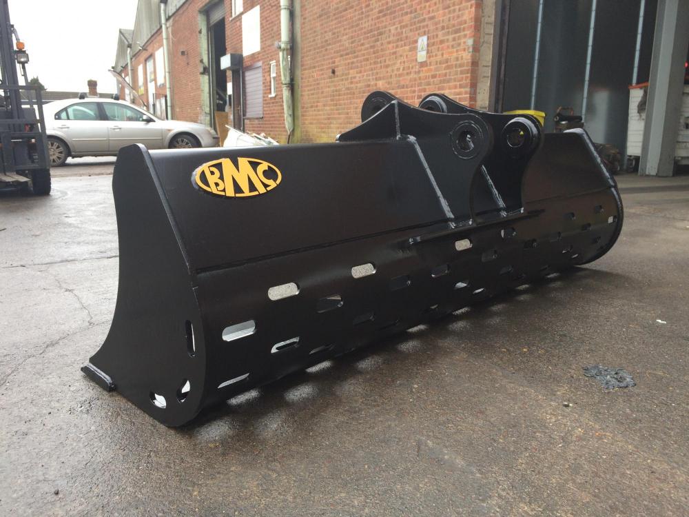 Silt Bucket Any Machine - The Bucket Manufacturing Company